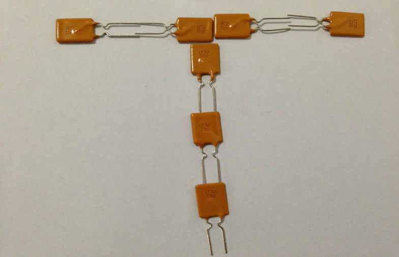 Dip 30V 2.5A PPTC Resettable Fuse , Polyswitch PTC Devices For Over ...