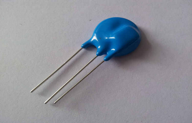 OEM Thermally Protected Varistor 14D TMOV / High Voltage Varistor